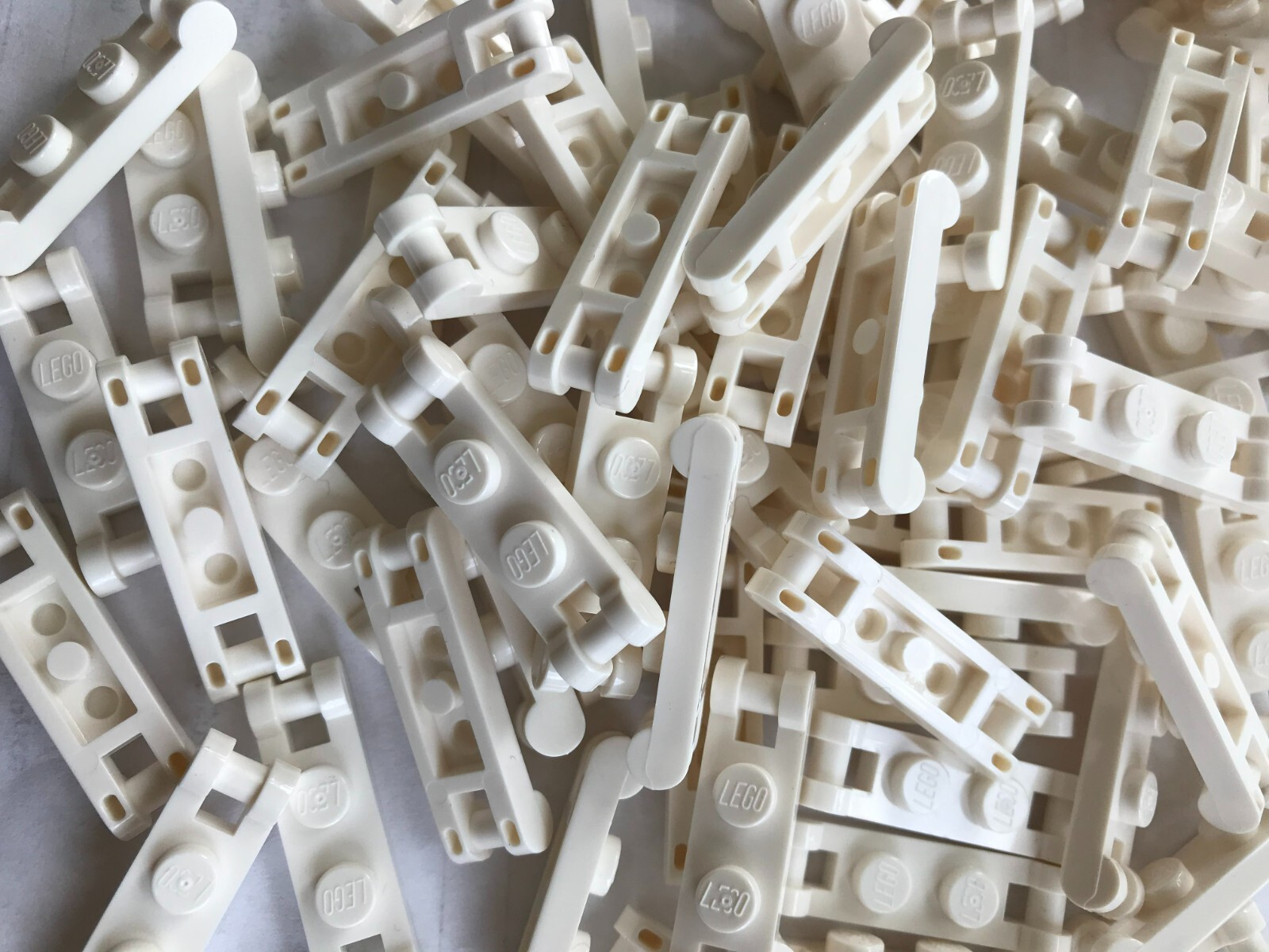 LEGO PARTS- NEW- #18649-WHITE -PLATE MODIFIED 1 X 2 W/ 2 HANDLES-30 ...