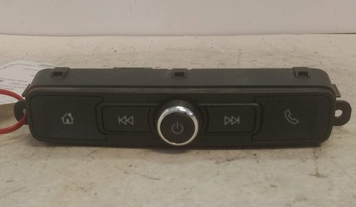 18 Chevrolet Silverado 1500 AM FM Radio Control Panel OEM LKQ | eBay