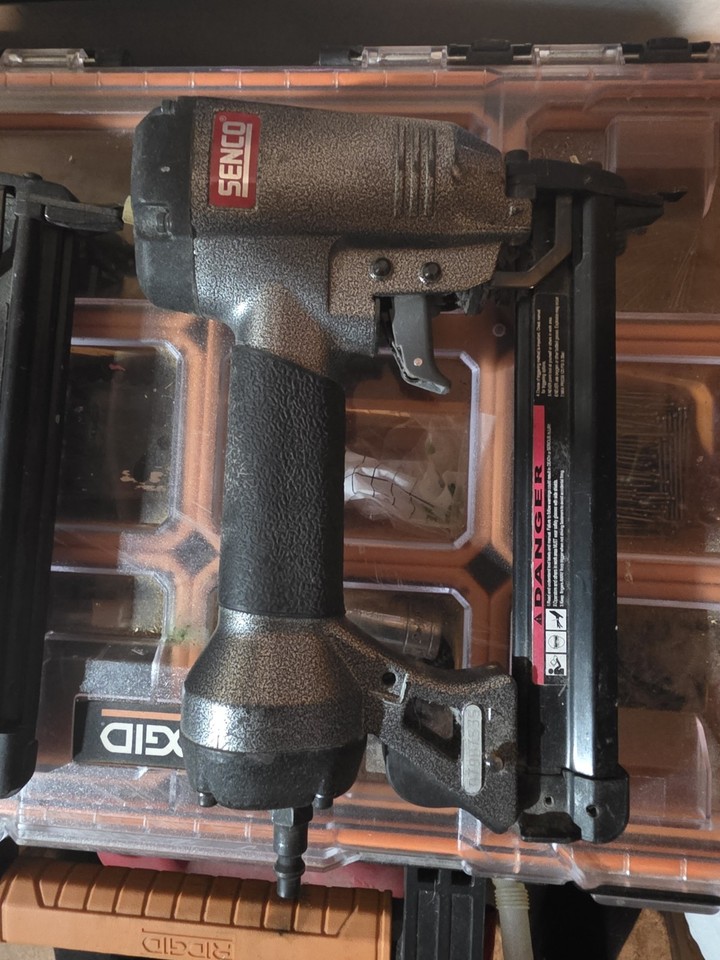 SENCO SLS15 18 Guage Staple Air Gun! (WMP014413) | eBay