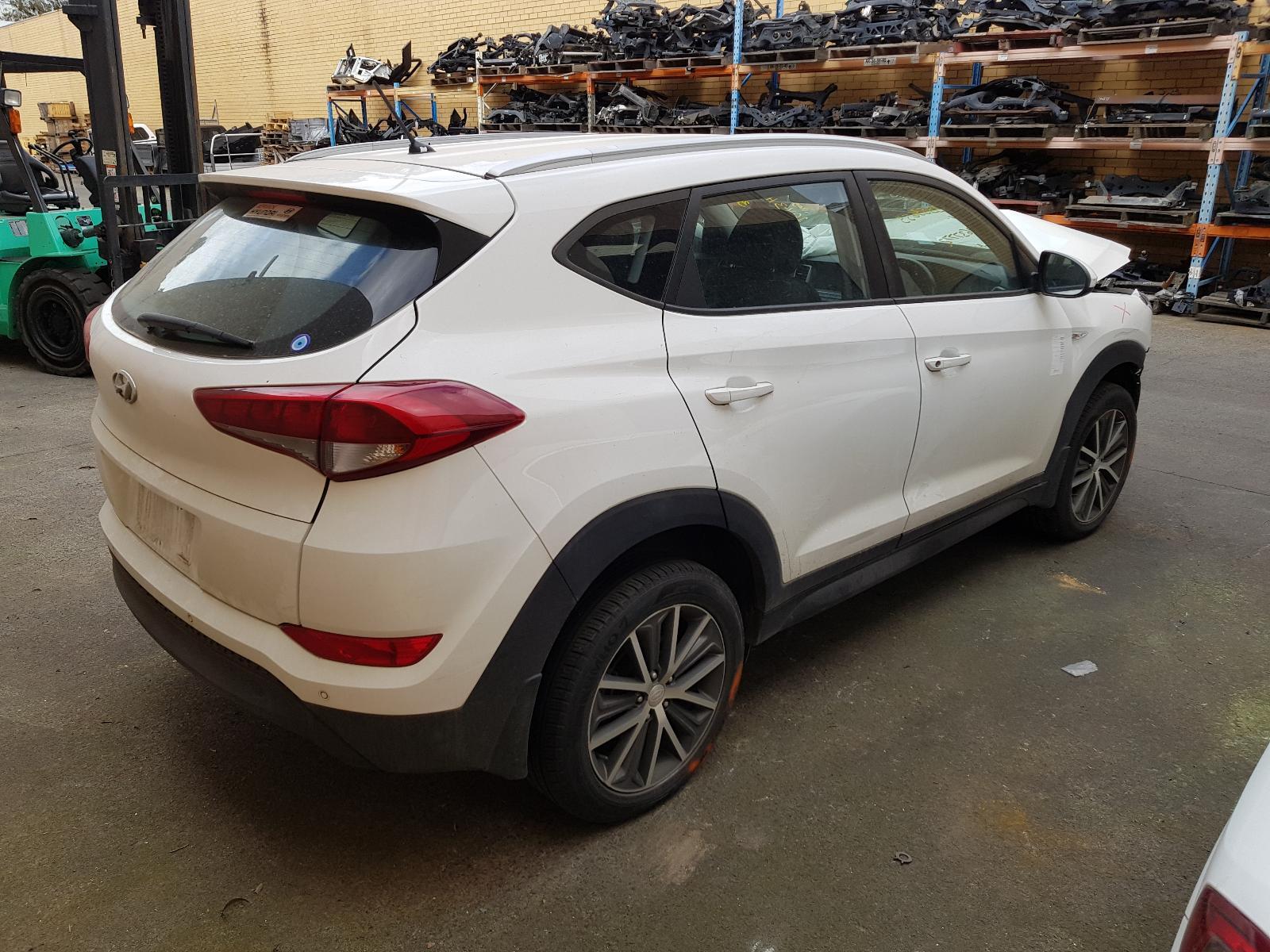 HYUNDAI TUCSON 2015-2018 LEFT REAR BAR BRACKET/REINFORCEMENT ...