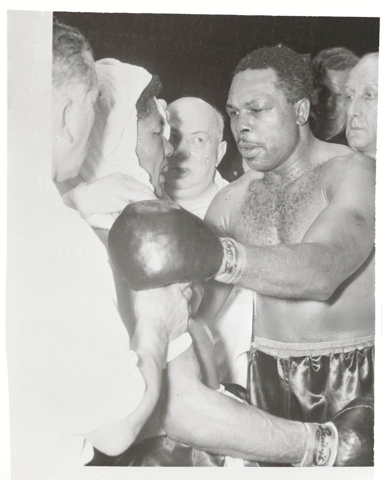 1956 ARCHIE MOORE FIGHT WORN SHORTS v YOLANDE POMPEY (LIGHT-HEAVY WORLD ...