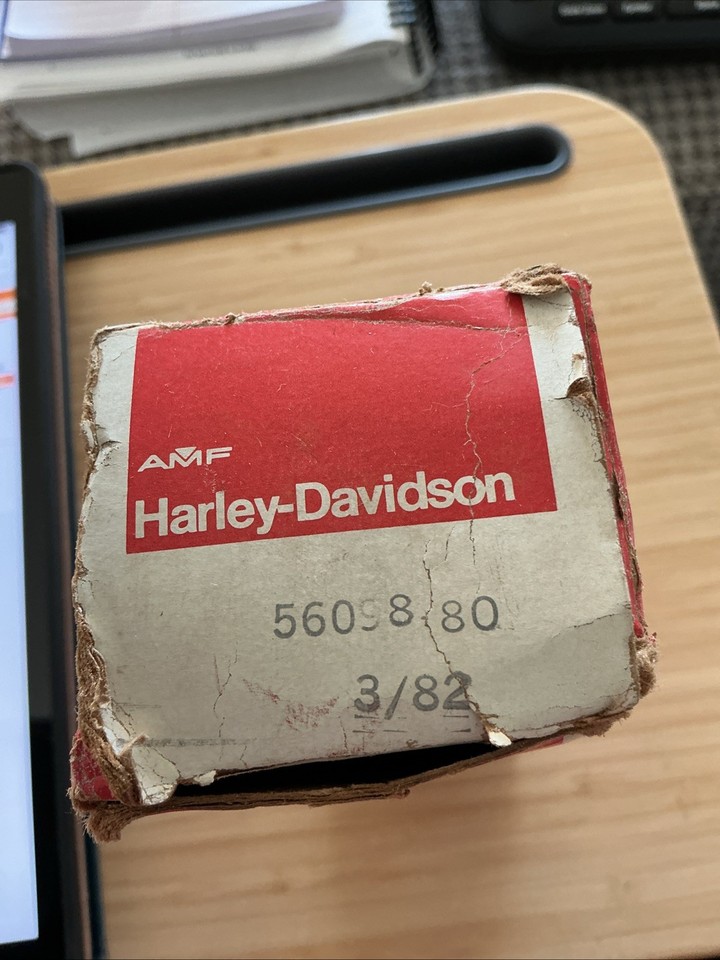 Harley Davidson Chrome Lower Right Handlebar Clamp 56098-80 | eBay