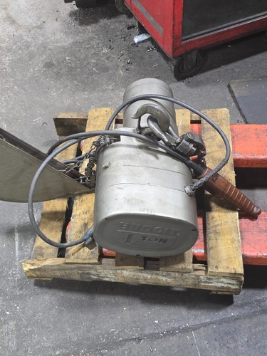 BUDGIT 1 TON ELECTRIC HOIST 3 PHASE | eBay