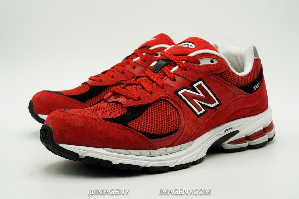 NEW BALANCE 2002R USED SIZE 9 TEAM RED BLACK M2002RDR | eBay
