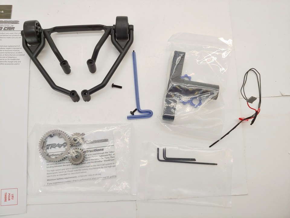 NEW TRAXXAS FUNCO PRO SCALE SAND CAR MEGA 1/7 2WD RC ROLLER SLIDER KIT ...