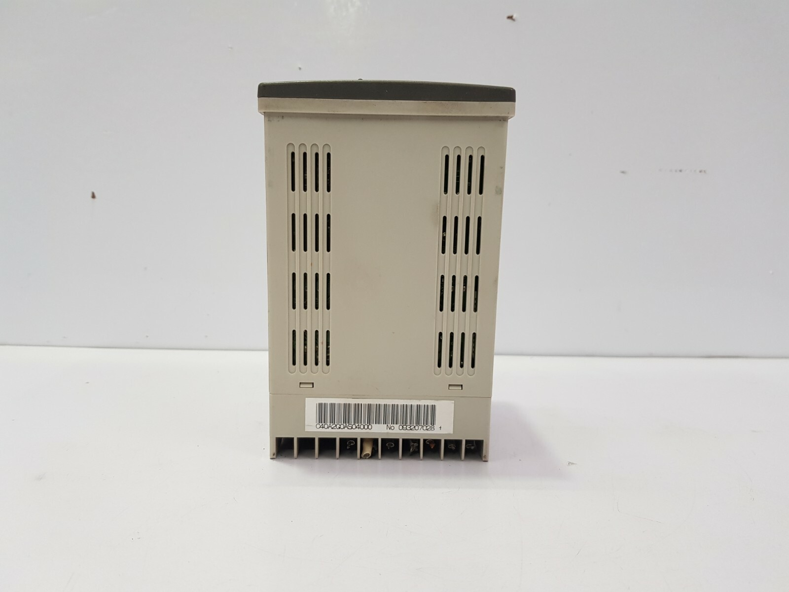 YAMATAKE DIGITAL INDICATING CONTROLLER SDC40 AZBIL / FAST SHIP DHL OR ...