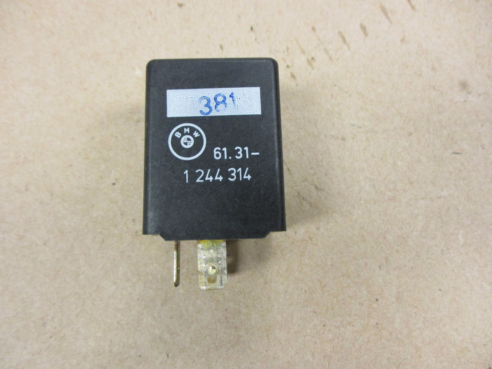 BMW R100RT R80 R100RS R100T R100 airhead hella dot53 relay | eBay