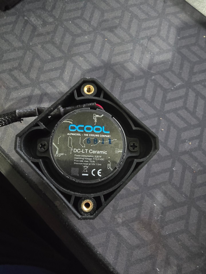 Alphacool DC-LT 2600 Pump + 80 DC-LT Resvervoir | eBay