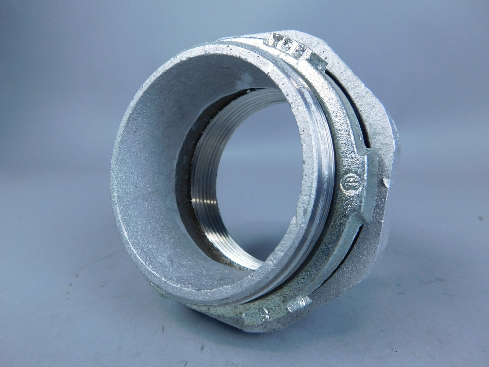 Thomas & Betts 377AL 3" Bullet (R) HUB Connector Rigid Conduit Aluminum ...
