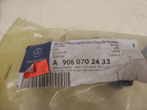 FOUR (4) PACK DETROIT DIESEL MERCEDES BENZ FUEL LINE A9060702433 FREE ...