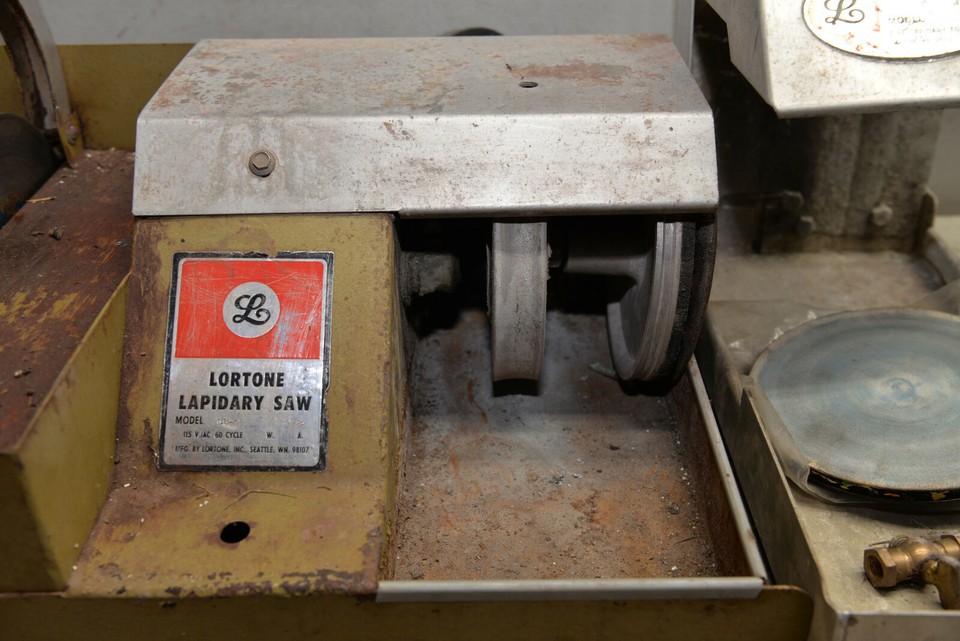 Lortone Lapidary Model LU-6 combination grinding polishing stone saw ...