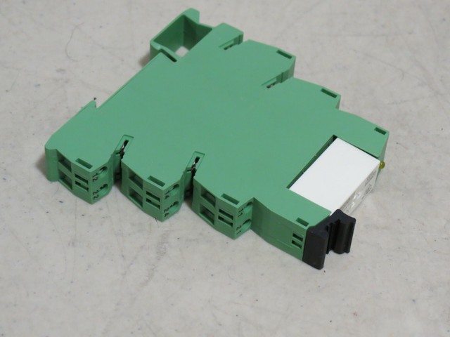 () Phoenix Contact 2961192 Relay With Socket 2967015 for sale online | eBay
