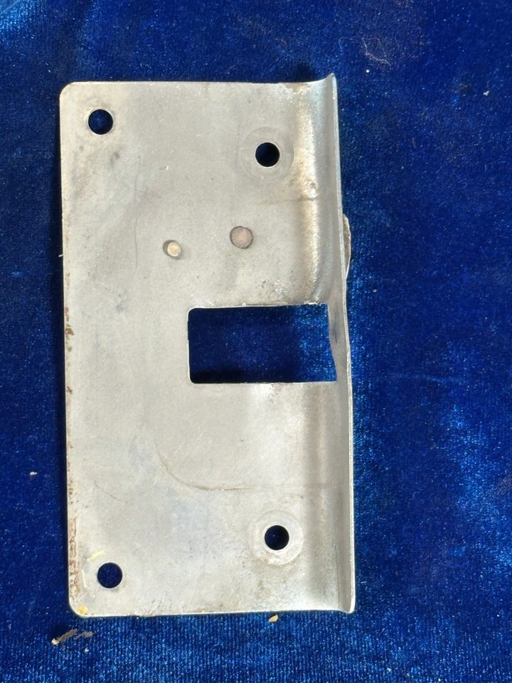 CESSNA 172 P COVER ASSY - DOOR LATCH OPENING LH OR RH | eBay