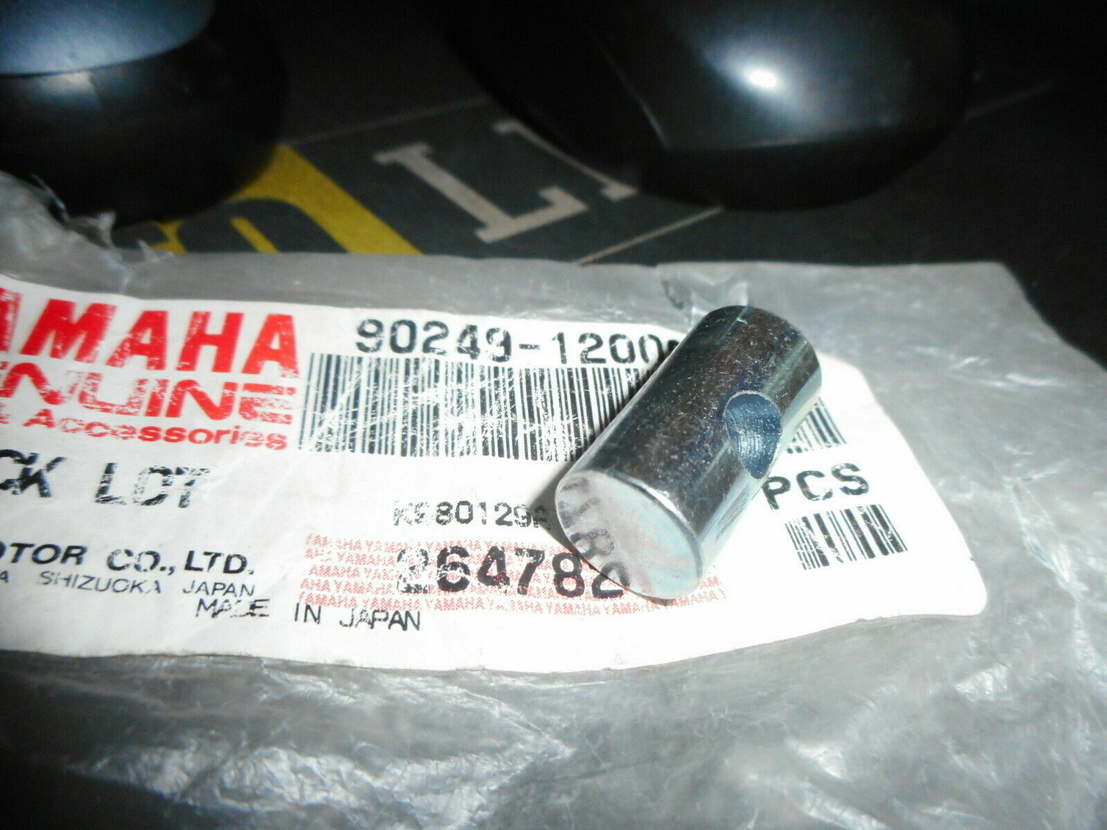 NOS Yamaha DT175 DT80 DT250 BW200 DT100 OEM Pin Genuine 90249-12008 | eBay