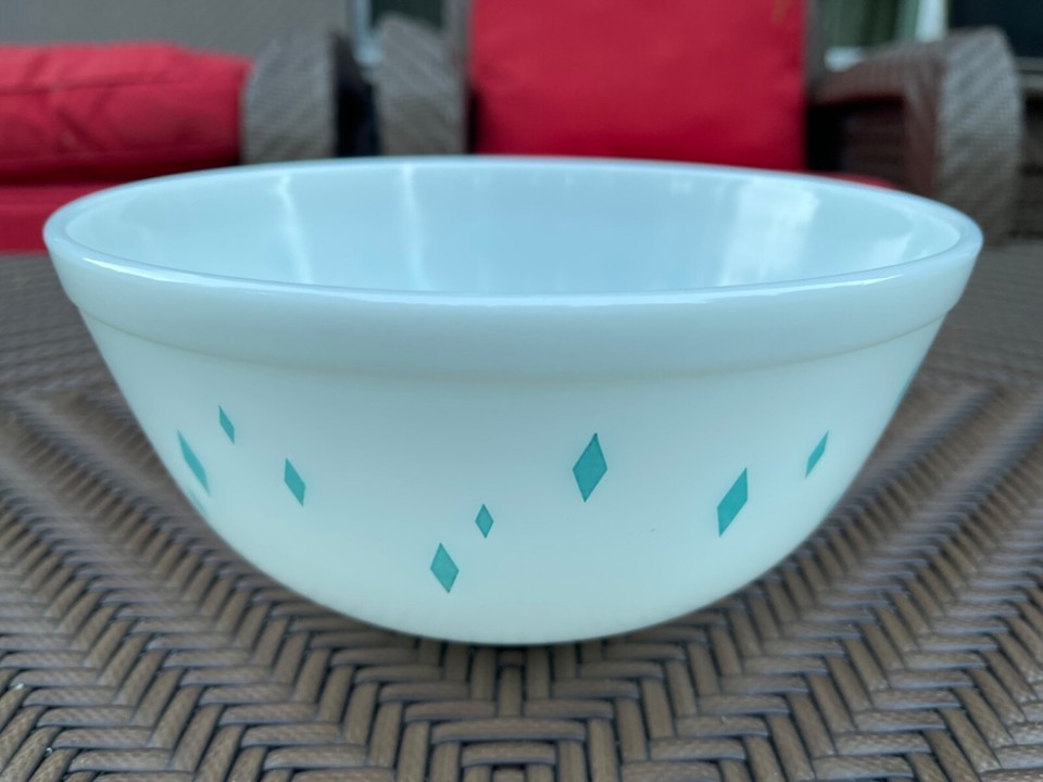 Rare: Pyrex Turquoise Blue Diamonds Bowl. Excellent Condition. | eBay