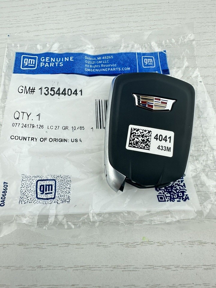 NEW OEM CADILLAC XT4 XT5 XTS SMART KEY REMOTE FOB TRANSMITTER HYQ2EB ...