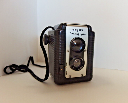 Vintage Argus 75 SEVENTY FIVE Camera, with neck strap uses 620 Film | eBay