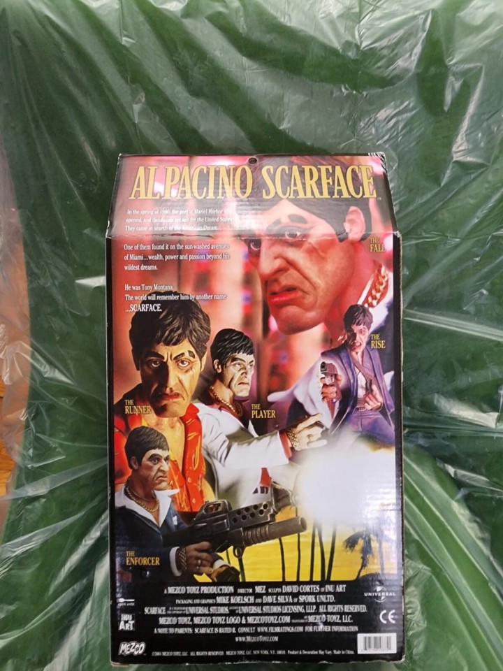 Mezco 2004 SCARFACE 10" Action Figure Tony Montana The Enforcer Brand ...