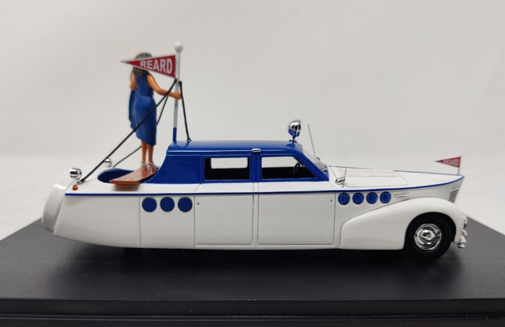 PERFEX, HOTCHKISS Chapron BIKINI REARD 1938 with Pin-up figurine ...