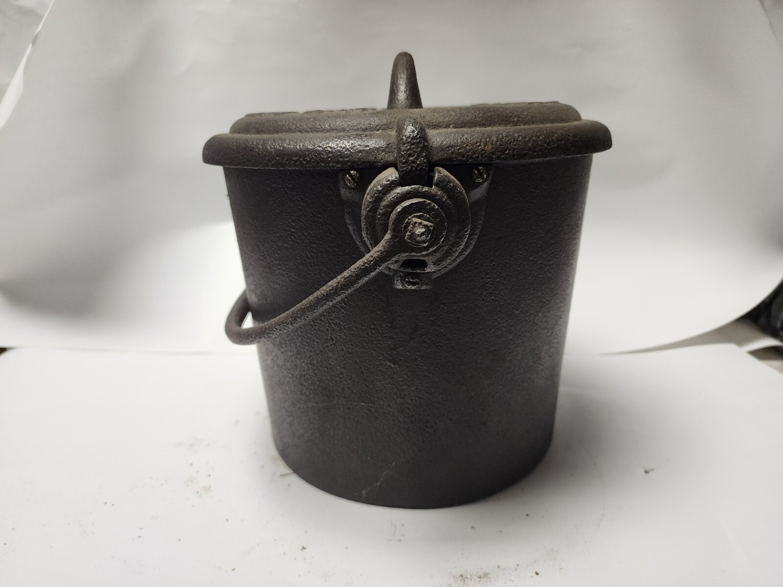 Antique Feb 3 1880' ET Barnum Cast Iron Bucket Pail Jail Cell Chamber ...