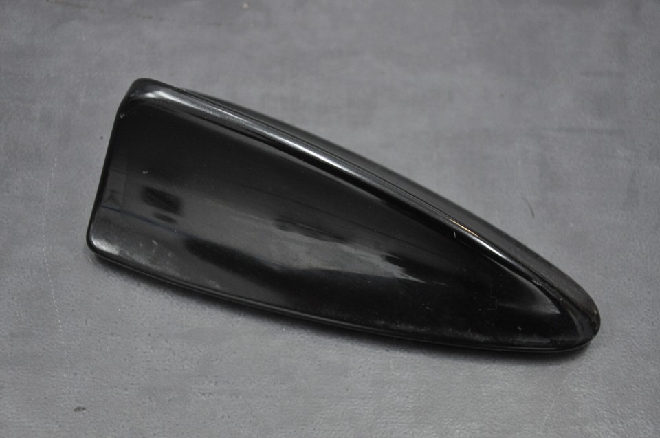 Housing Roof Antenna BMW 5er E61 Touring Empty Casing Cover GPS Antenna ...