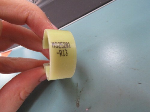 MIL-SPEC MS25281-R13 Qty of 31 per Lot Cable Clamp, P-Type Green ...