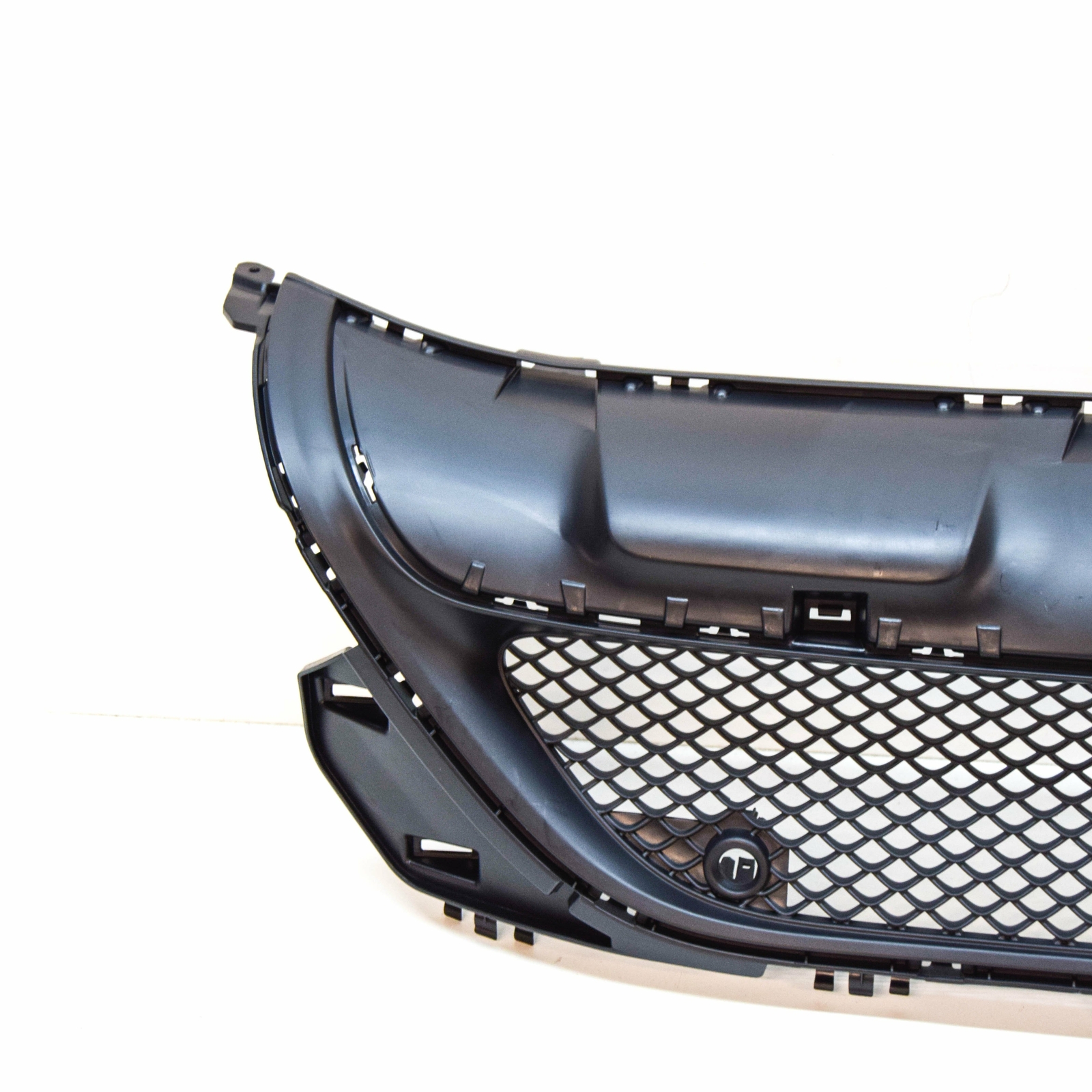 Mercedes-Benz GLA X156 AMG Front Bumper Lower Grill P/n A1568858600 Ref ...