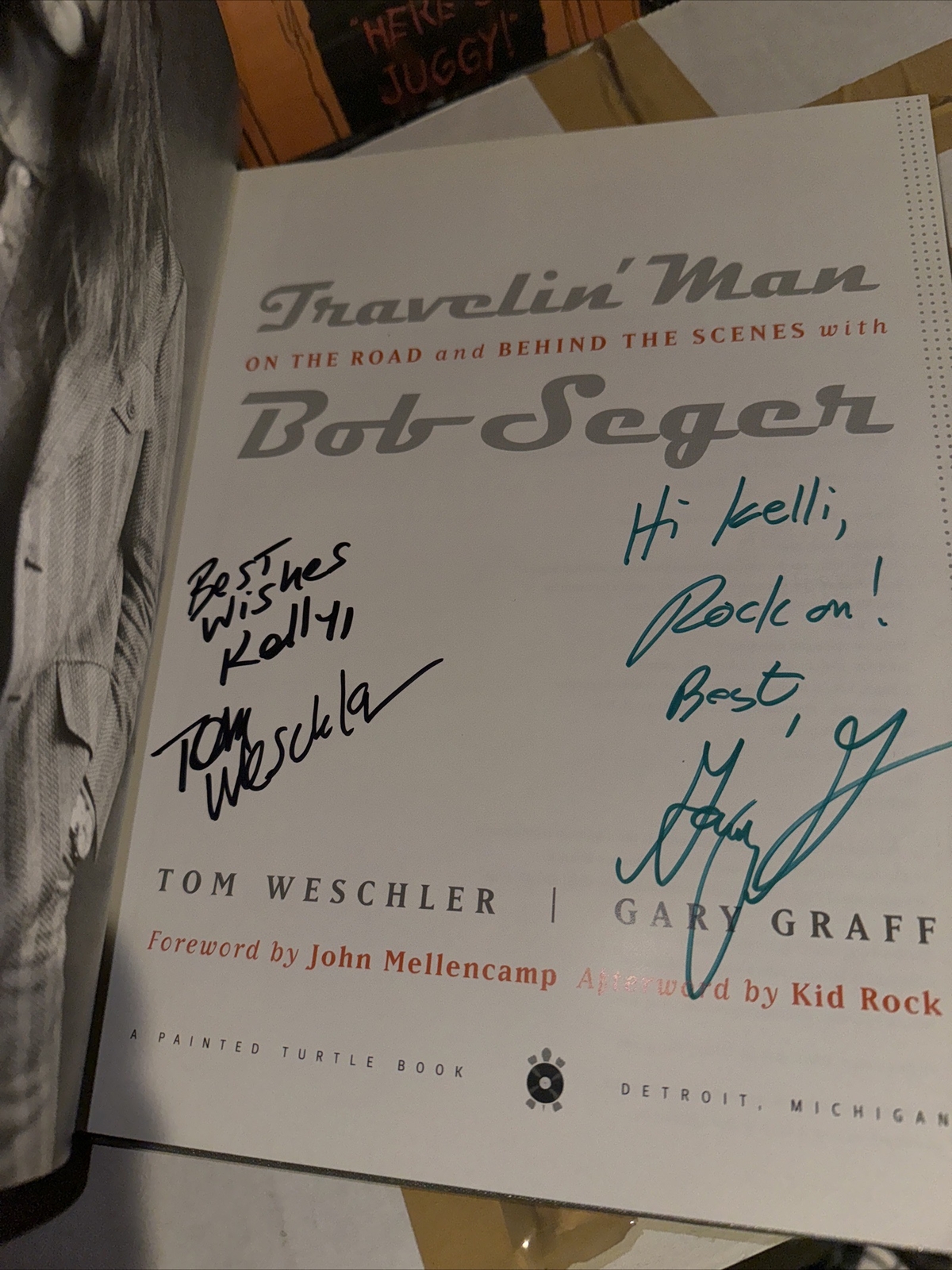 Painted Turtle Ser.: Travelin' Man : On the Road and Behind the Scenes ...