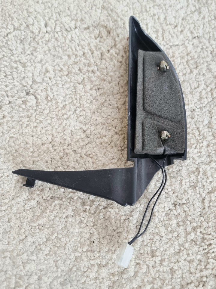 Ford Territory SX SY SY2 SZ Right Interior Mirror Screw Cover With ...