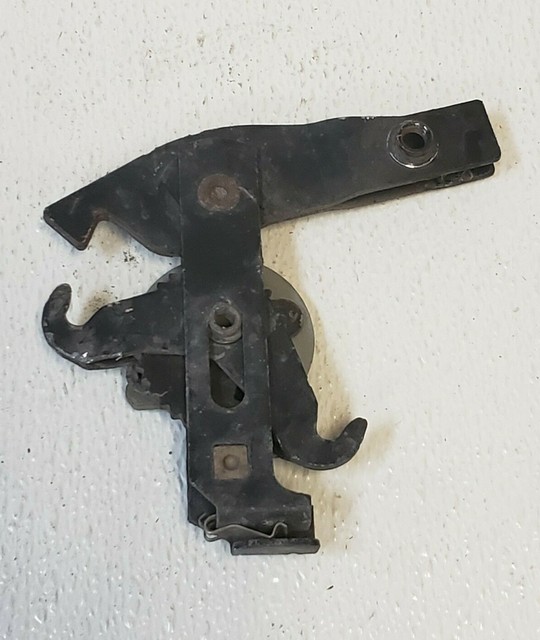 2001 MERCEDES Ml320 Parking Brake Cable Junction Bracket 0004200879 for ...