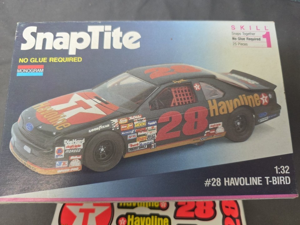 Monogram Snaptite #28 Havoline T-Bird 1:32 #1086 Vintage Model Car ...