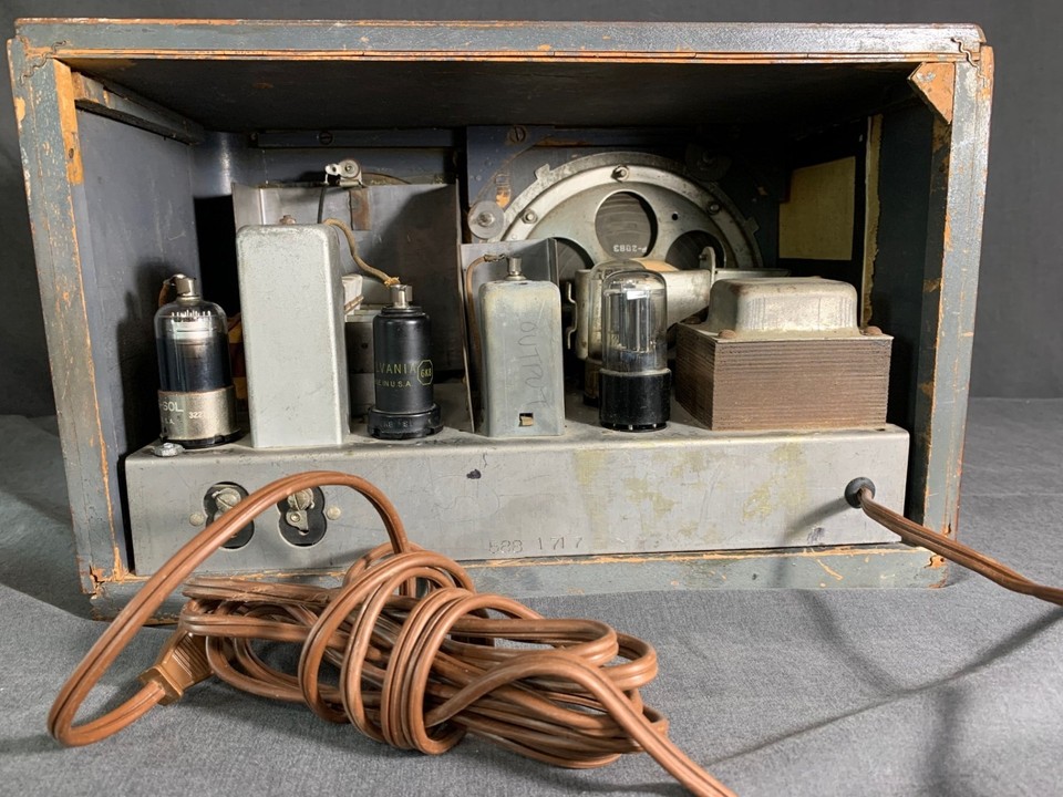 VINTAGE 1939 SETCHELL CARLSON MODEL 588 AM RADIO, RESTORED IN 2013 ...