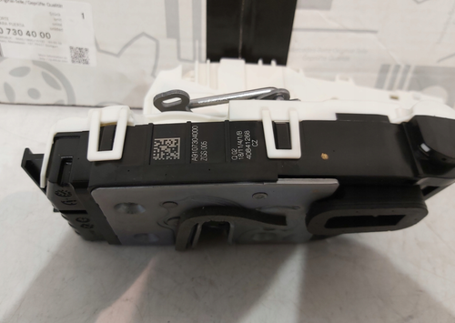 NEW MERCEDES-BENZ SPRINTER W907 REAR RIGHT DOOR LOCK A9107304000 ...