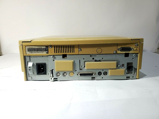 Vintage Apple Macintosh Performa 6200CD Works but Please Read for sale ...