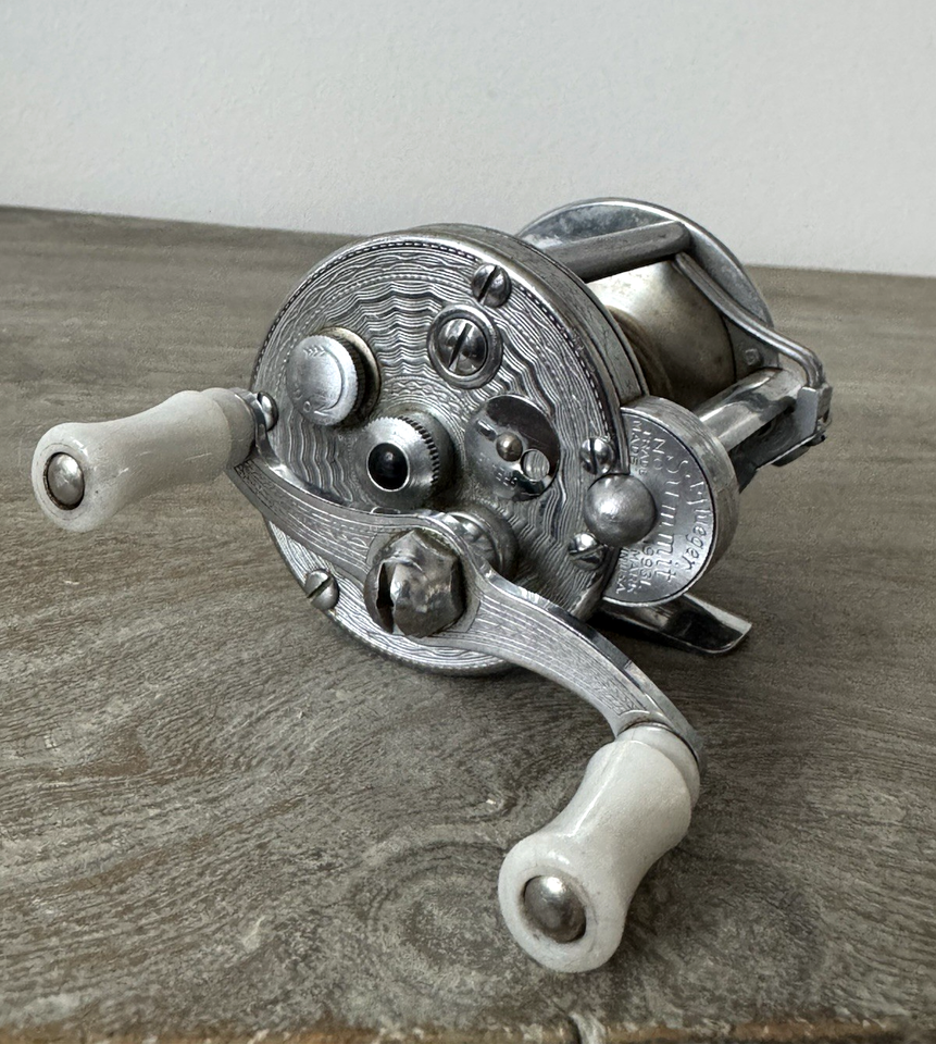 Pflueger Summit No.1993L Baitcasting Fishing Reel Nickle Silver ...
