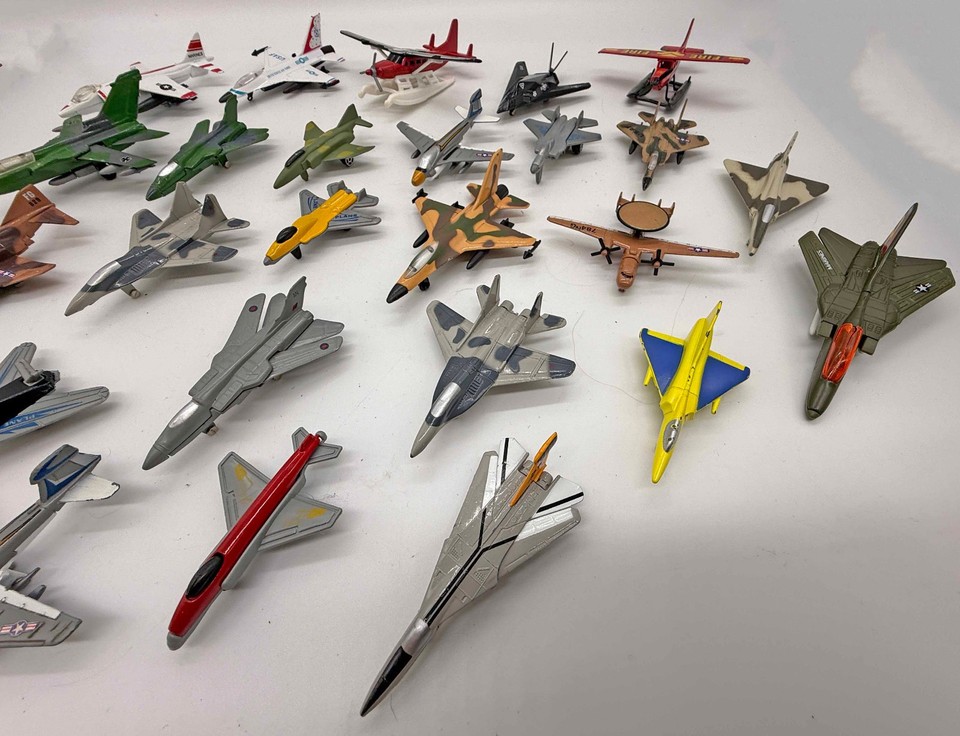 Mixed Lot of 26 Toy Military & Civilian Aircraft Diecast Metal ...