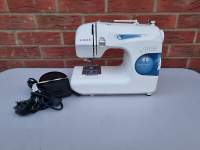 SINGER FEATHERWEIGHT II Model 117 SEWING MACHINE. Singer 117 ...