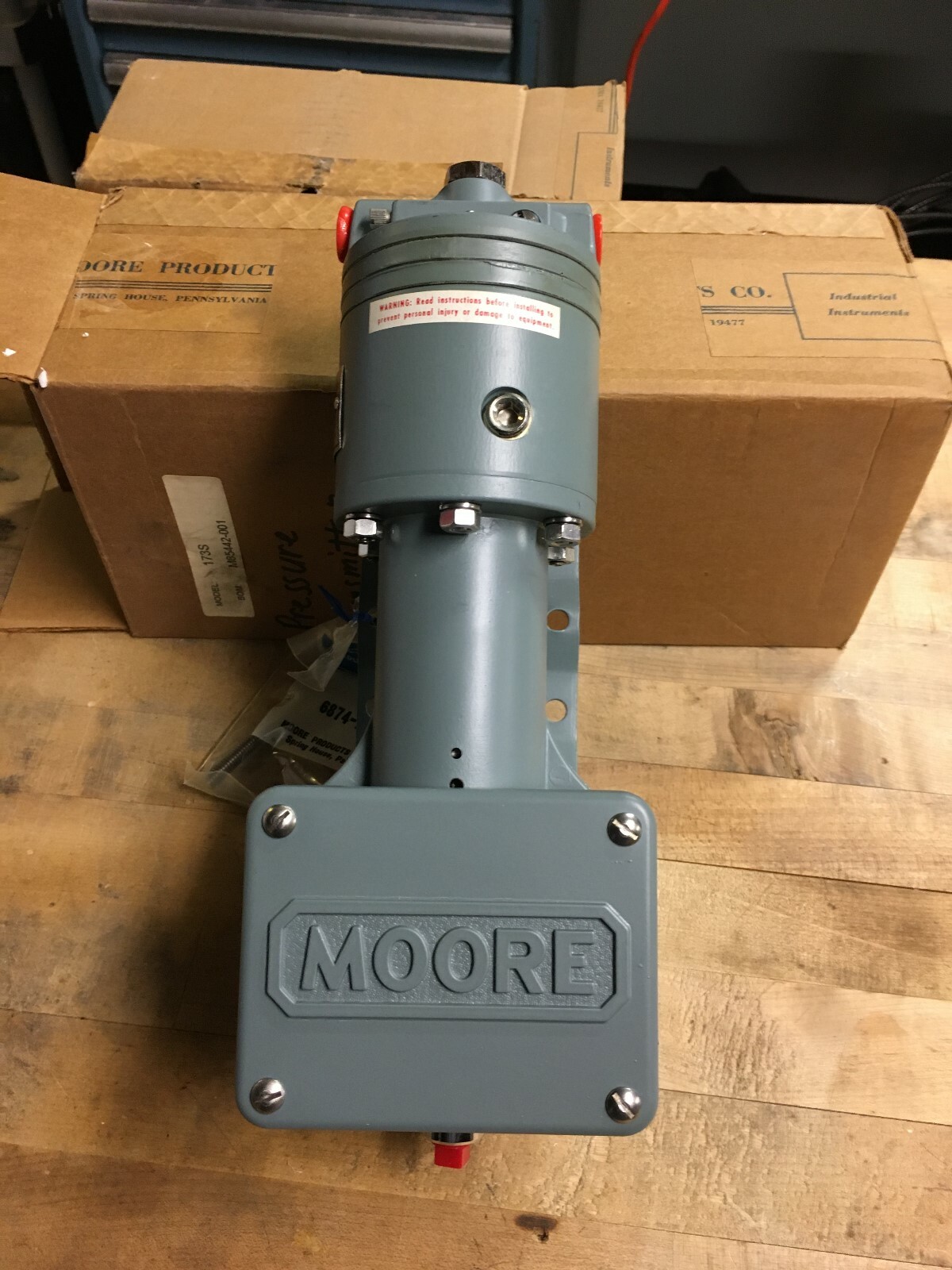 NEW Moore Pneumatic Pressure Transmitter Model 173 S with Mounting ...