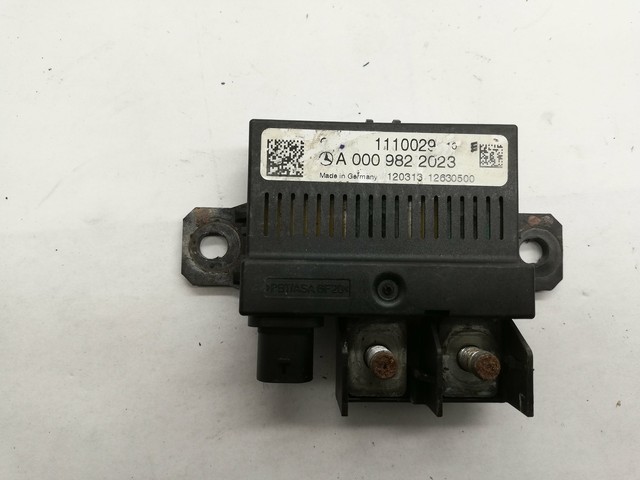 MERCEDES W212 Start Stop Relay Control Unit Battery A0009822023 for ...