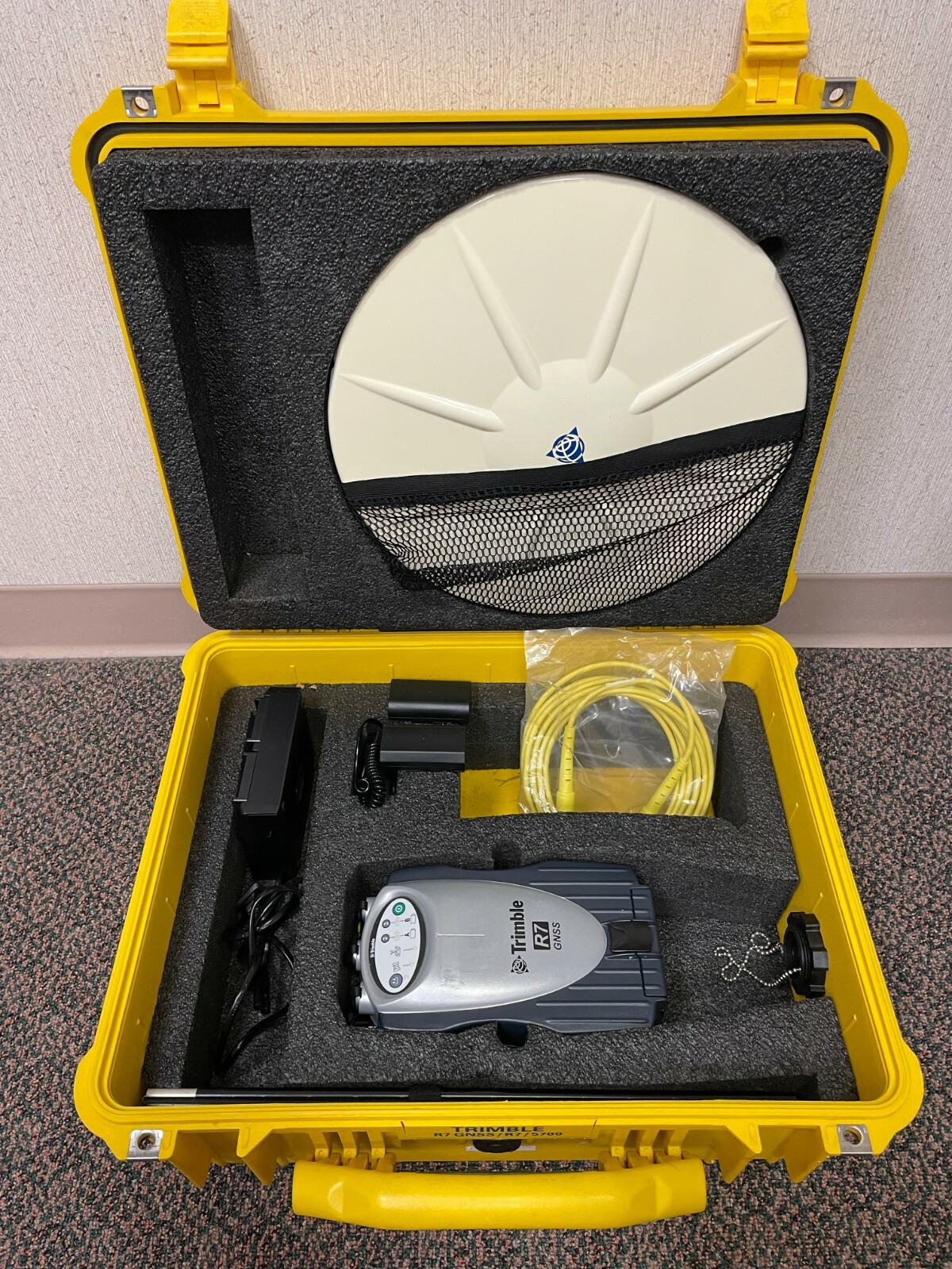 Trimble R7 GNSS Receiver Zephyr Geodetic Model 2 Antenna RTK Kit ...