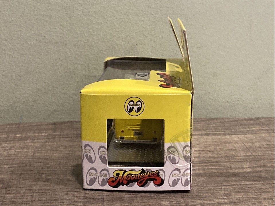 M2 Machines MOONEYES - 1960 VW Delivery Van "KOMBI" R55! | eBay