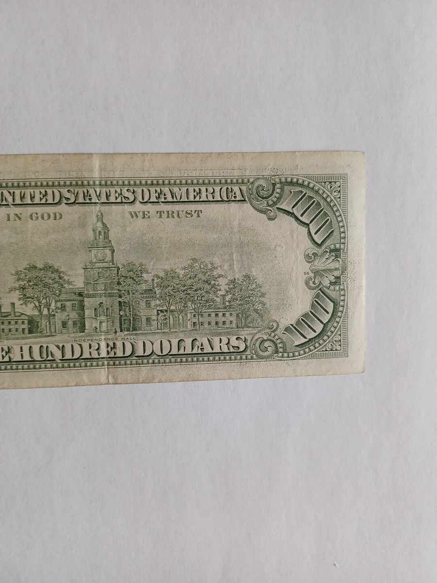 Nuova Banconota Da 100 Dollari Tornata