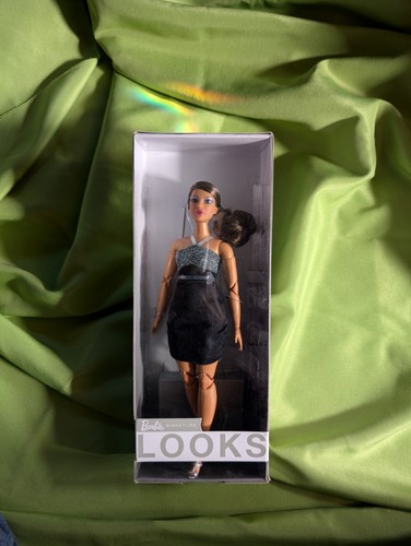 Barbie Signature Looks #12 Curvy | eBay