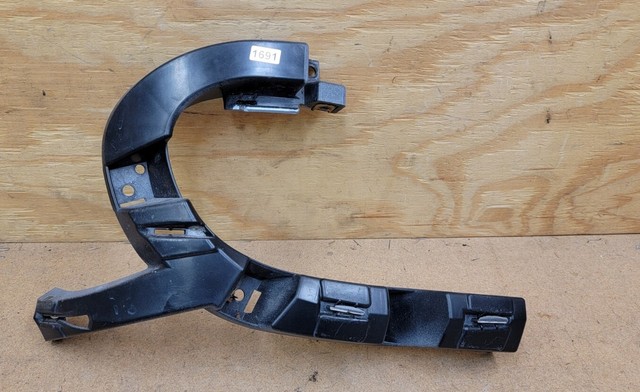 OEM BMW 3 Series E90 E91 LCI Facelift Front Left Bumper Bracket 7138405 ...