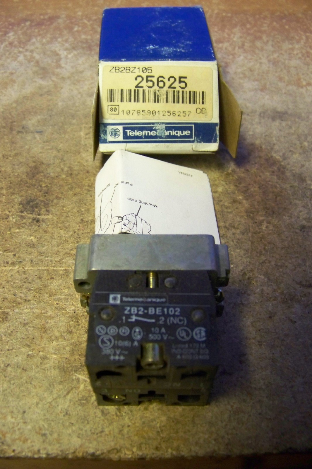 NEW Telemecanique ZB2-BZ105 Contact Block 1-N.O & 1-N.C W/MTD Base | eBay