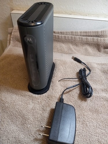 Motorola MB7220 8x4 DOCSIS 3.0 Cable Modem - Good | eBay