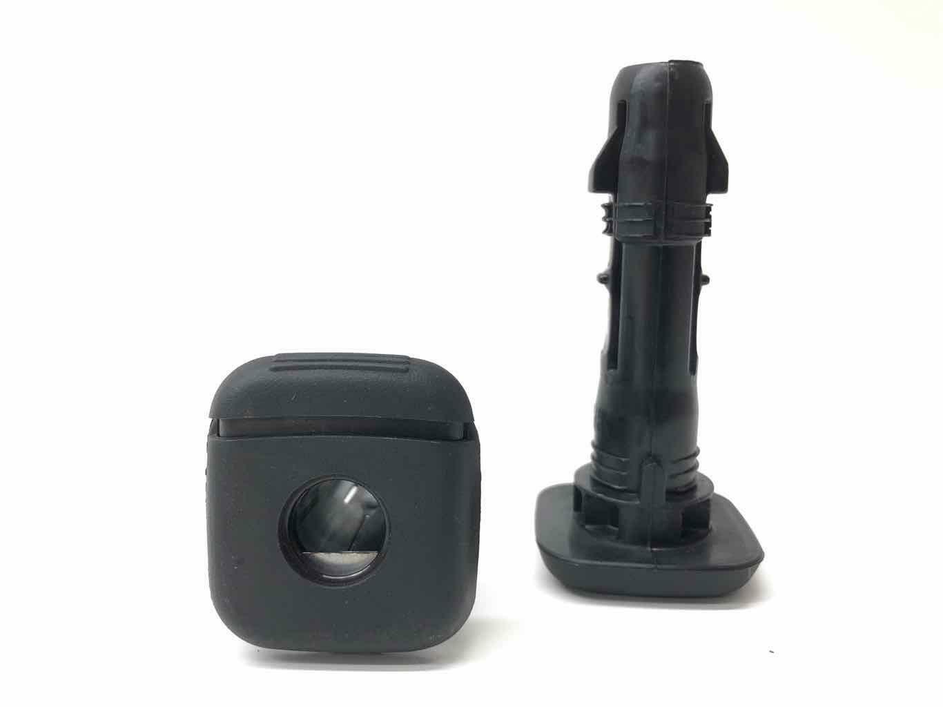 2009-2014 Genesis Headrest Guides RH REAR Seat Set of Two (2 ...