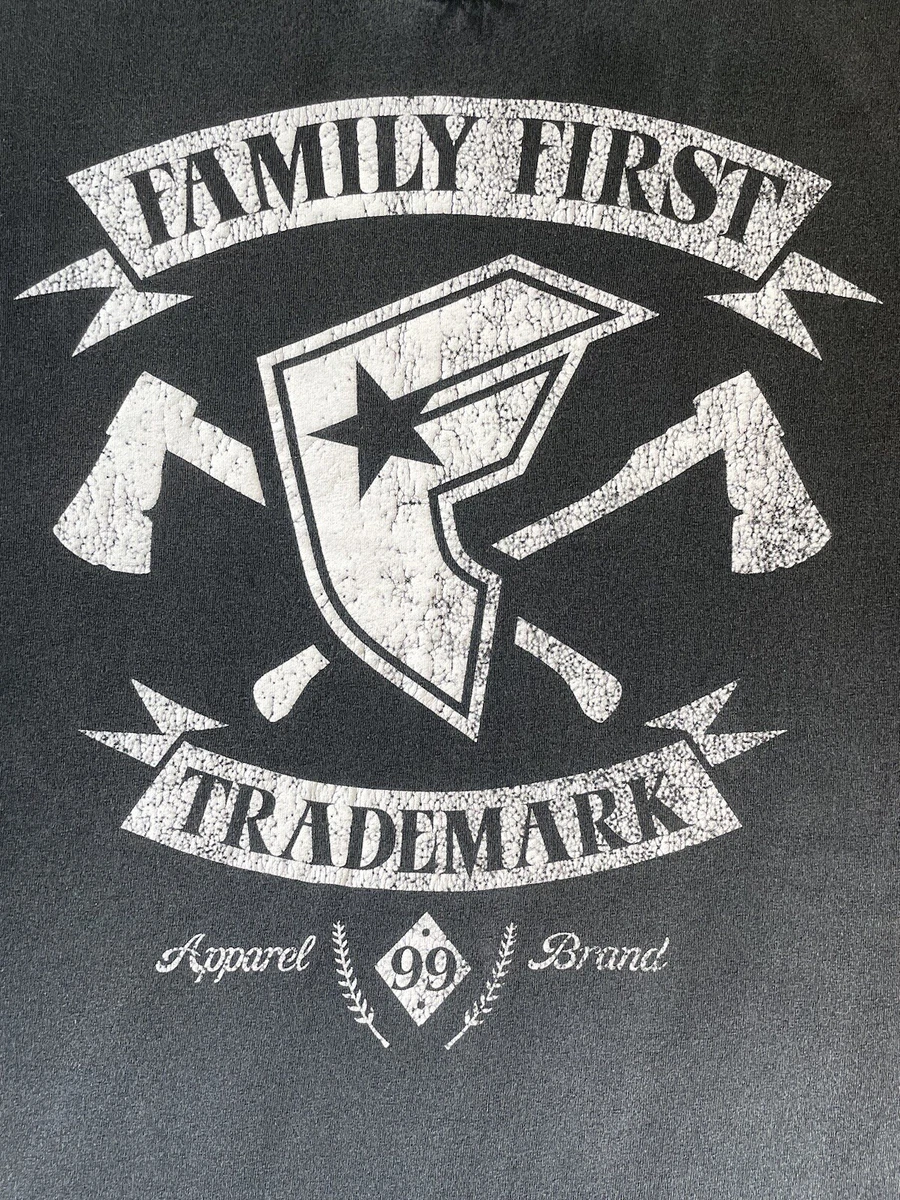 Famous Family First Logo