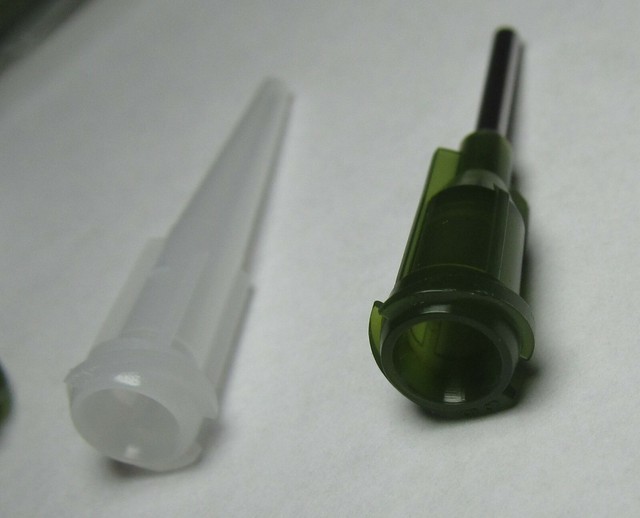 2 NORDSON EFD TIP KITS (8 TOTAL PIECES) 14GA TT AND GP 7360497 for sale ...