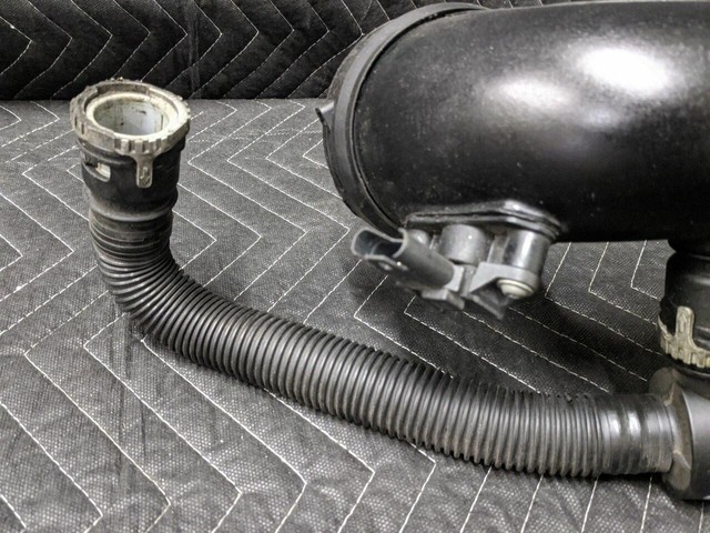 BMW 335i Charge Air Duct and Diverter Bypass Valves 11657556554 ...